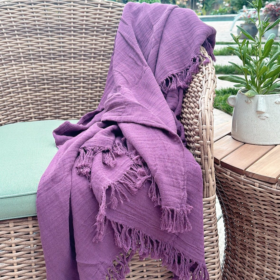 Oversized Fringe Breeze Throw – Muslin Comfort